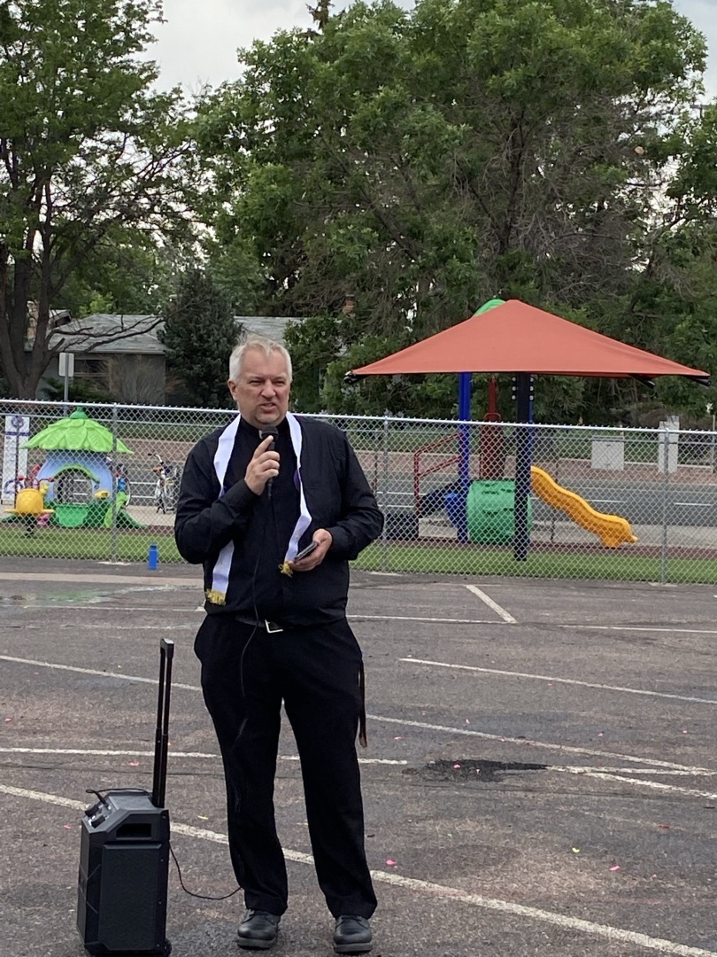 Divine Redeemer Catholic Church