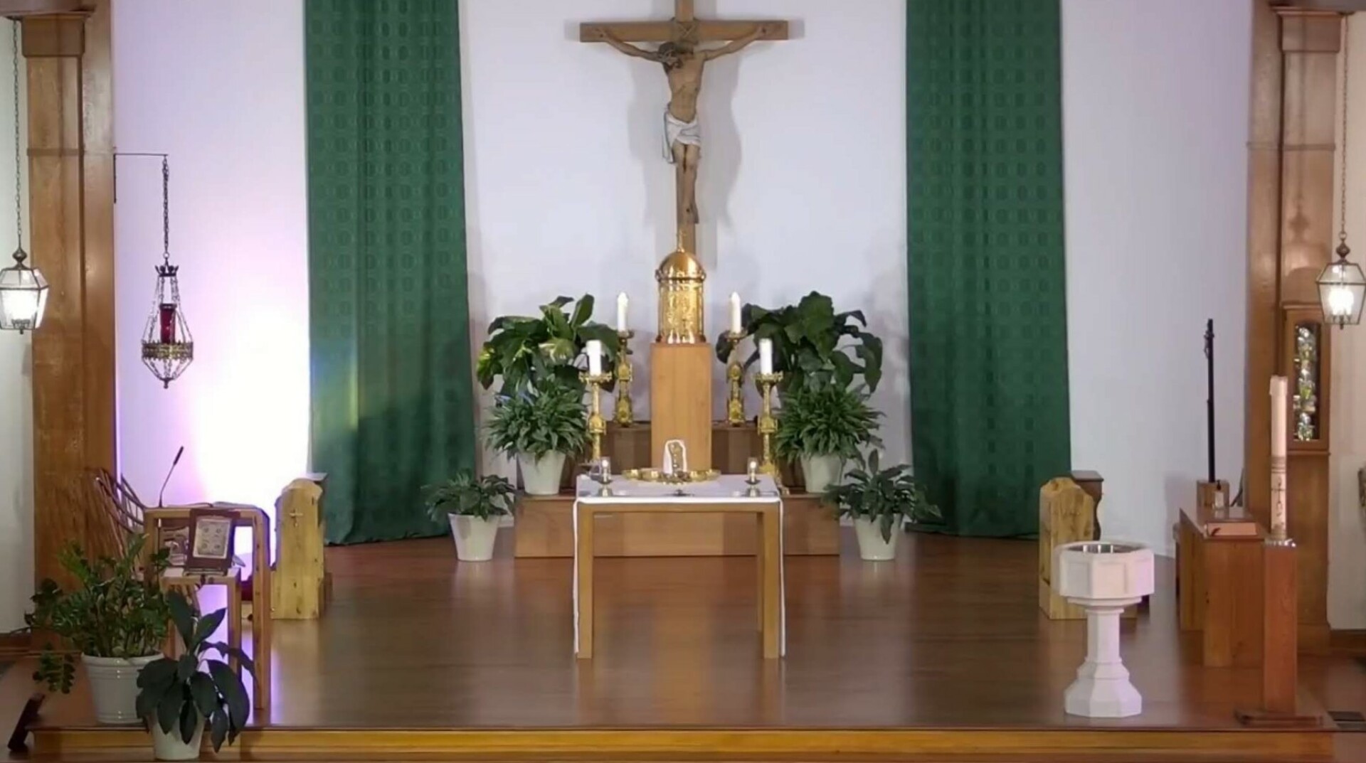 Baptism Of The Lord Sunday Altar
