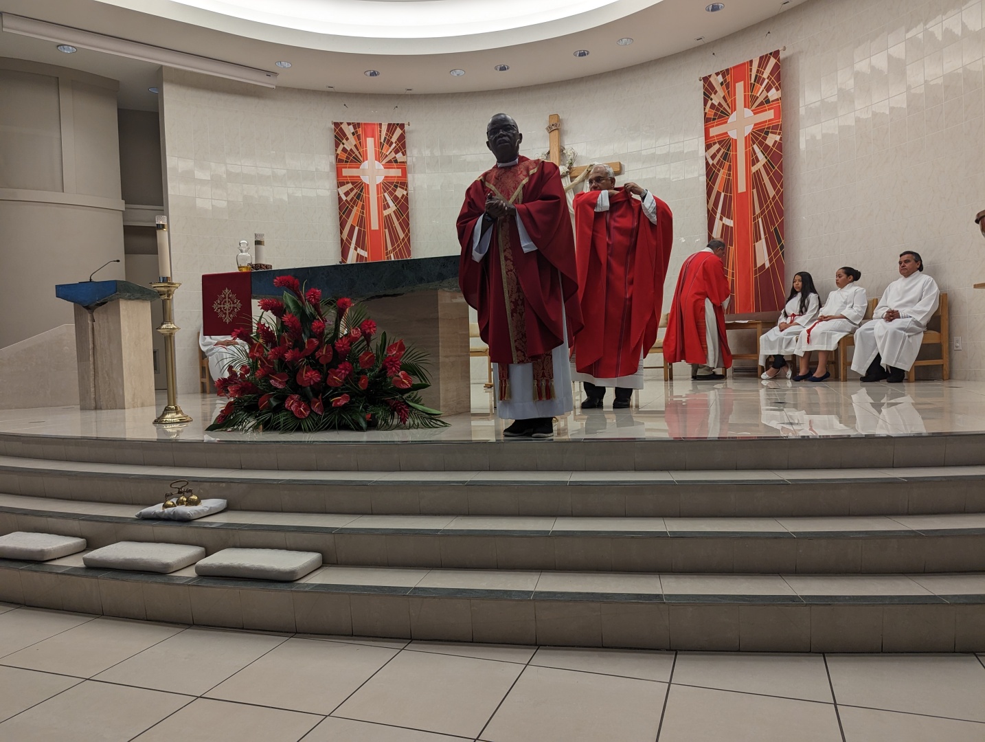 Holy Cross Catholic Church